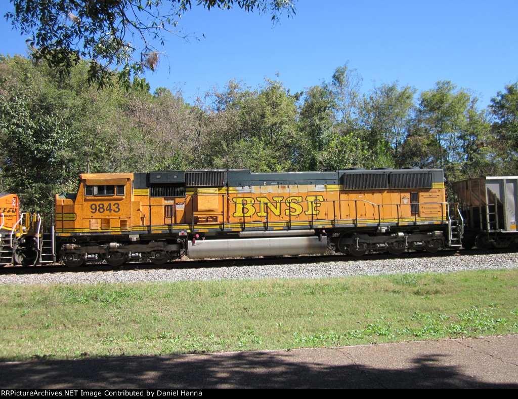 BNSF 9843